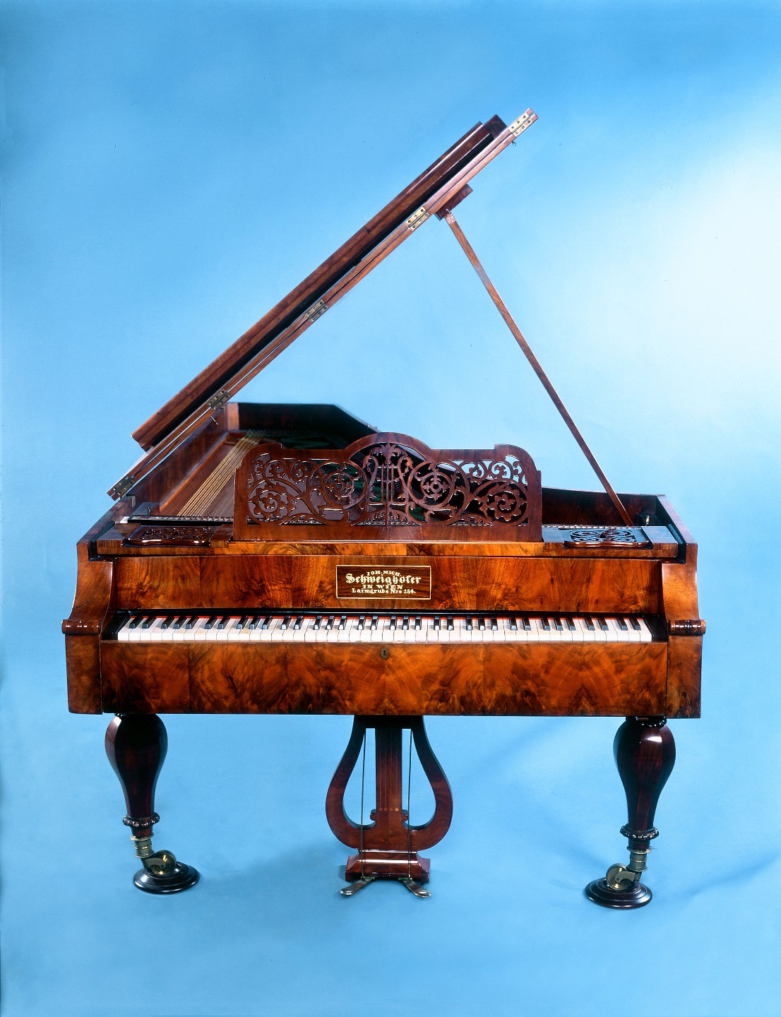 “Schweighofer” Fortepiano | English - Min-On Website