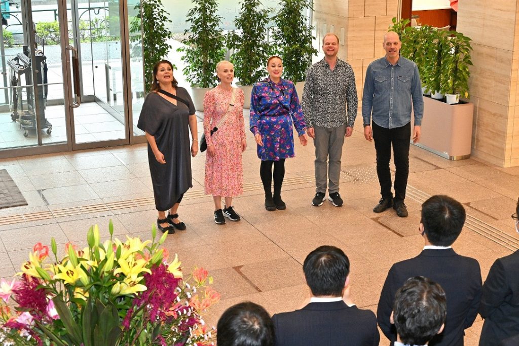 Rajaton visits Min-On in Tokyo | English - Min-On Website