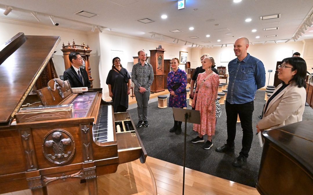 Rajaton visits Min-On in Tokyo | English - Min-On Website